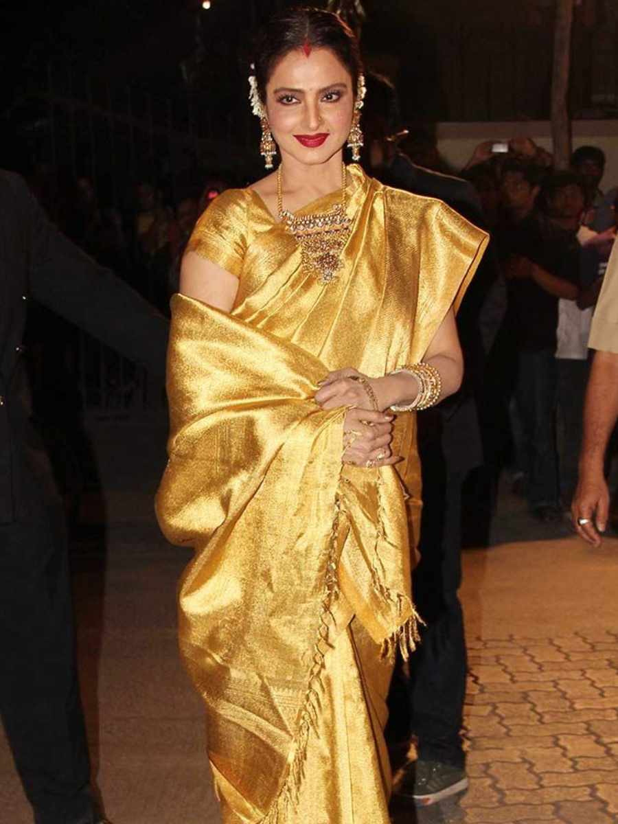 Why is Rekha an Underrated Fashion Icon? | DESIblitz