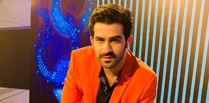 Pakistani Singer wins Indian Hearts with Covid-19 Song | DESIblitz