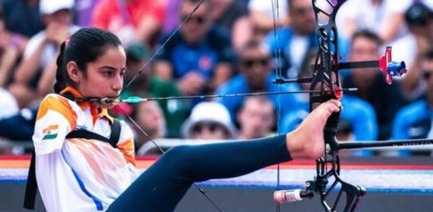 Indian Archer without Arms aims for Gold at the Paralympics | DESIblitz